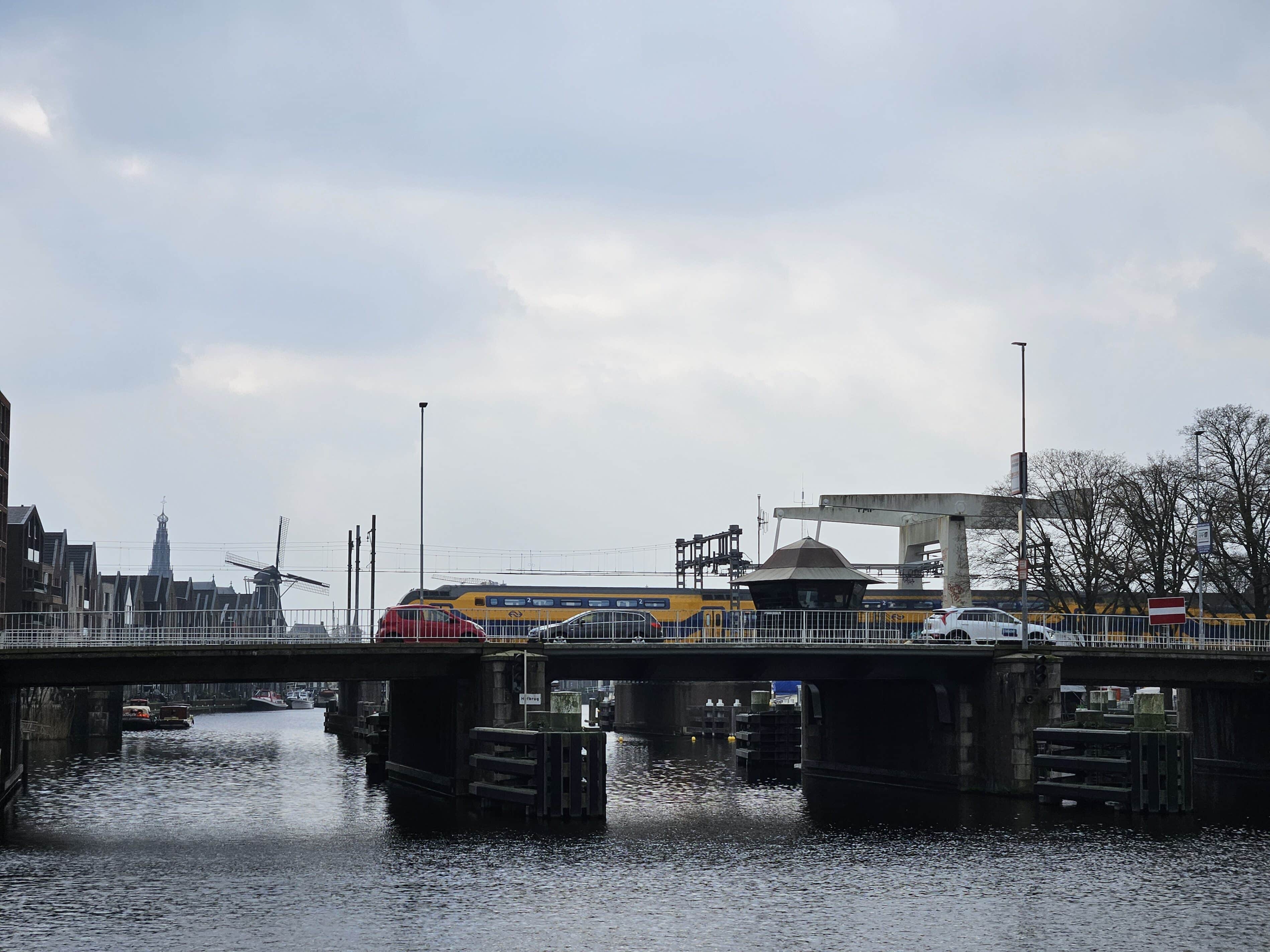 Werkzaamheden Prinsenbrug dag eerder klaar - Haarlem105